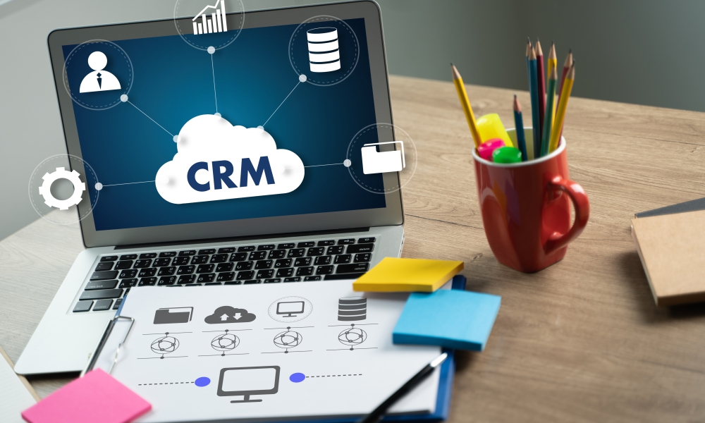Listing the Best CRM Tools for Small Businesses in 2025